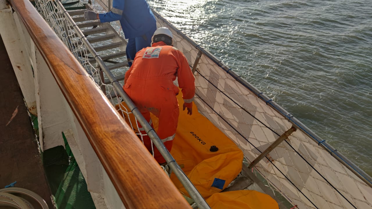Embarkation Ladder Load Test – PT. SEGARA PERMAI